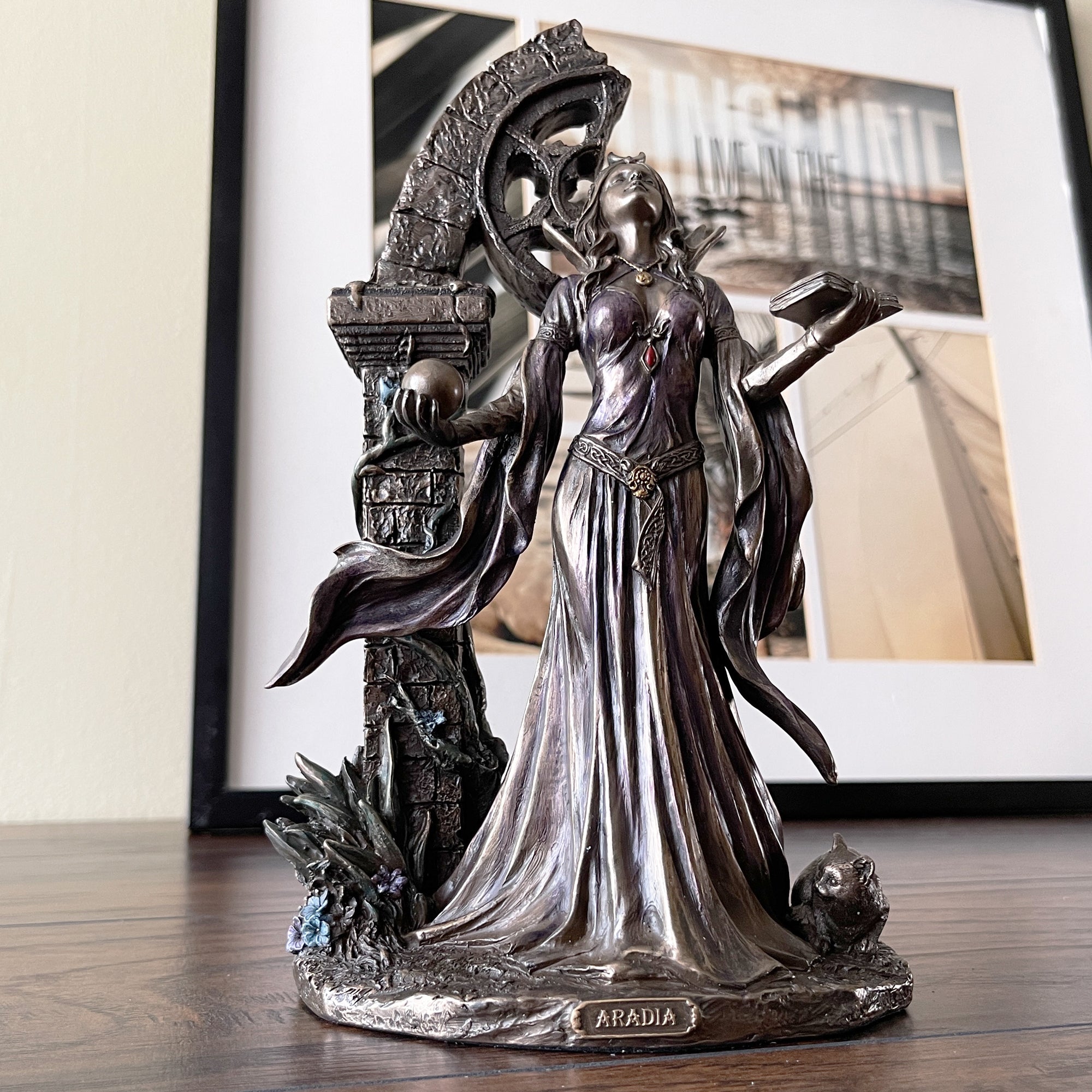 The Wiccan Queen Of Witches Aradia Statute | SHOPTELI