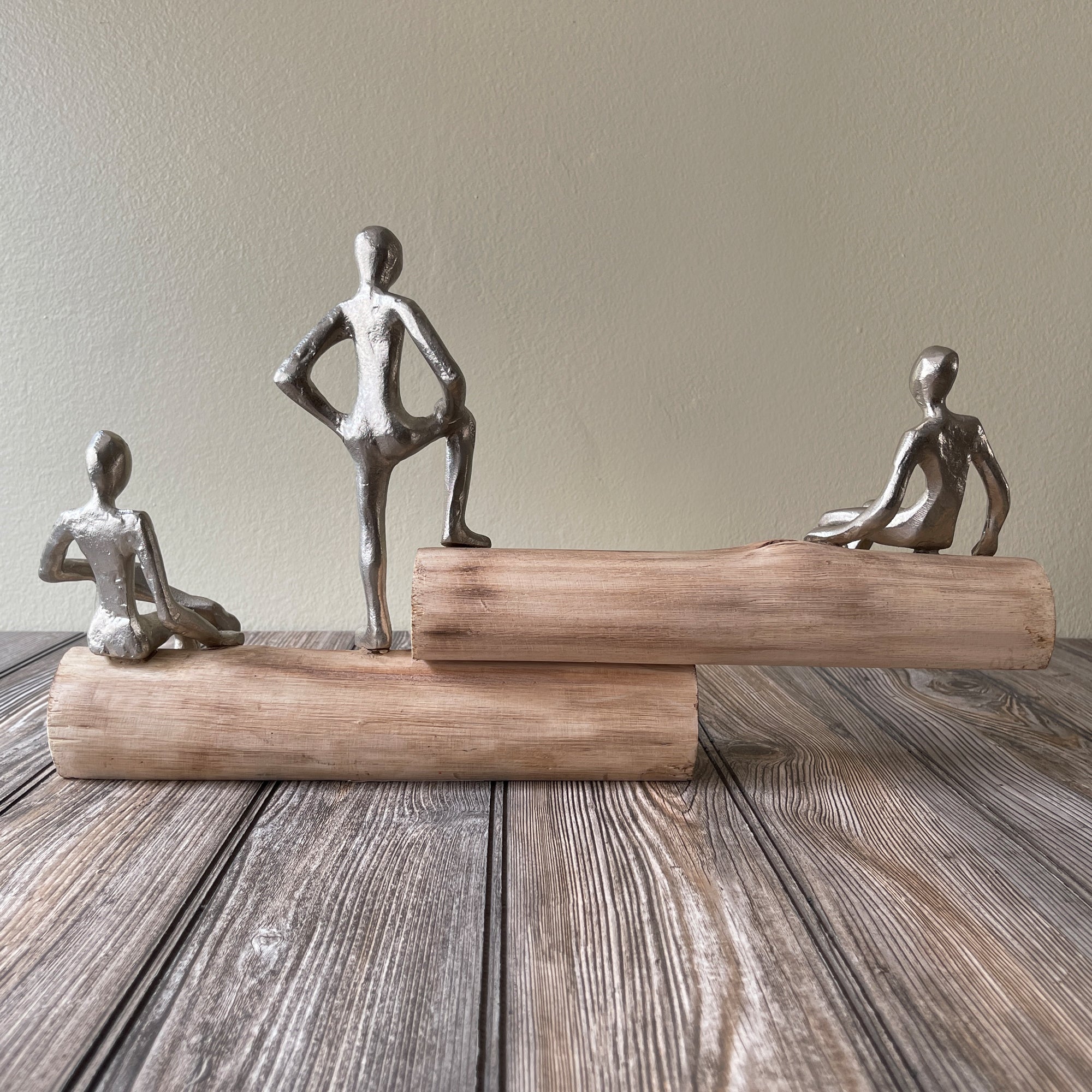 Handmade Three Man On Logs Decorative Statue | SHOPTELI